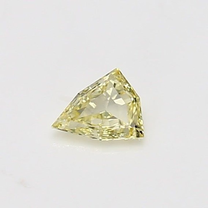 0.20 Carat Diamond, Kite, Fancy Yellow Color, VS2, GIA, D145631043